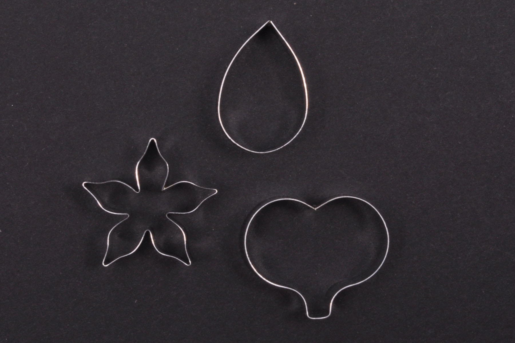 Cake Decorating Supplies | Gumpaste | Icing Tools & Cutters | The ...
